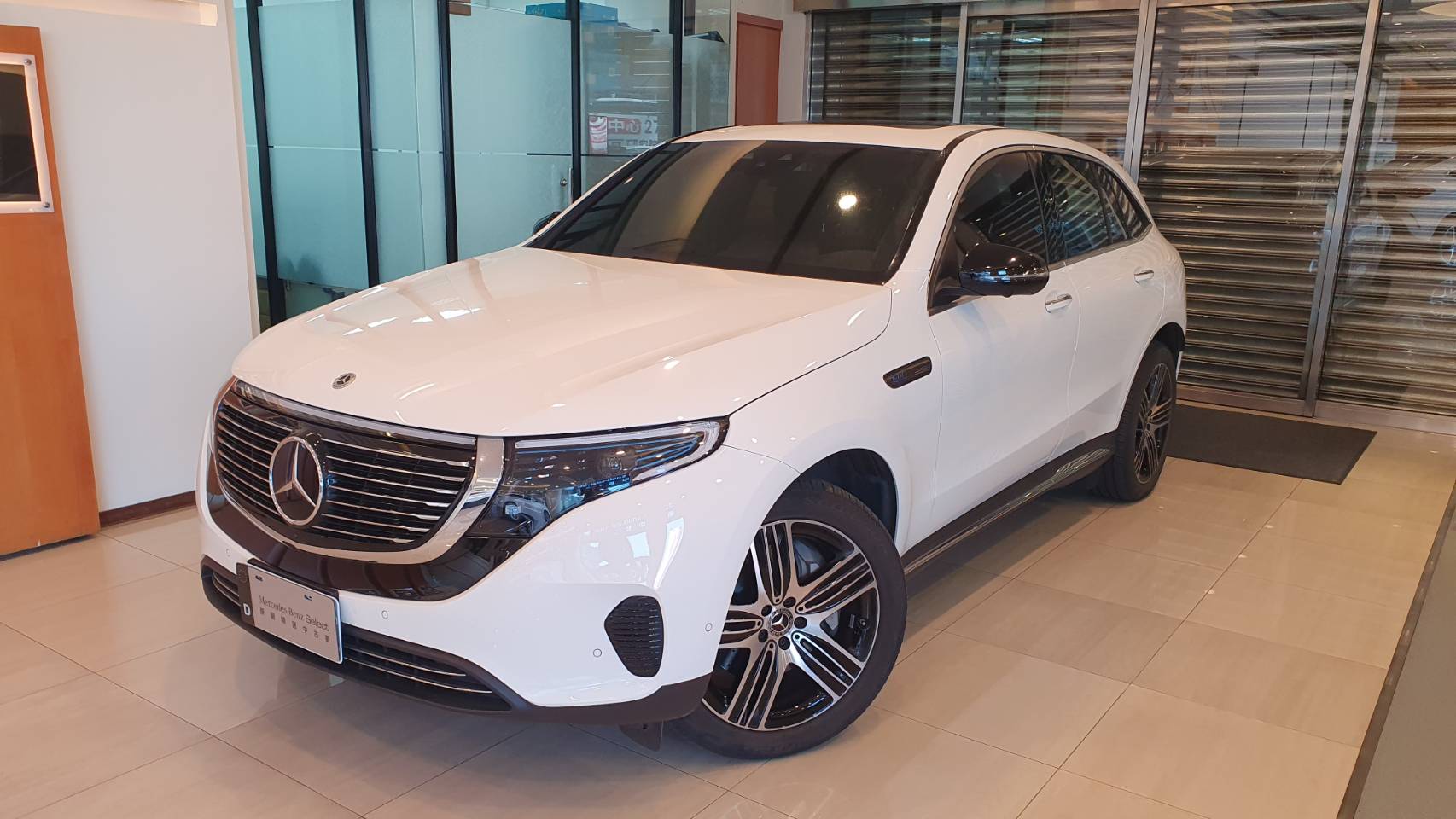 Mercedes-Benz EQC 400 | Mercedes-Benz Select 原廠精選中古車