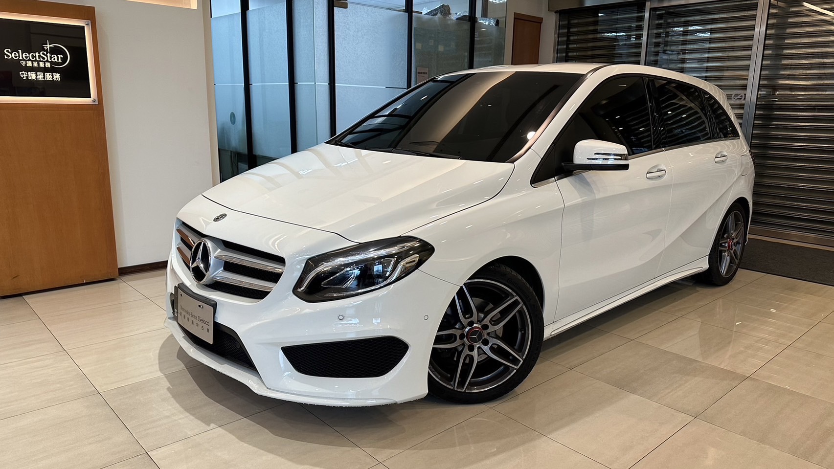 Mercedes-Benz B 180 | Mercedes-Benz Select 原廠精選中古車