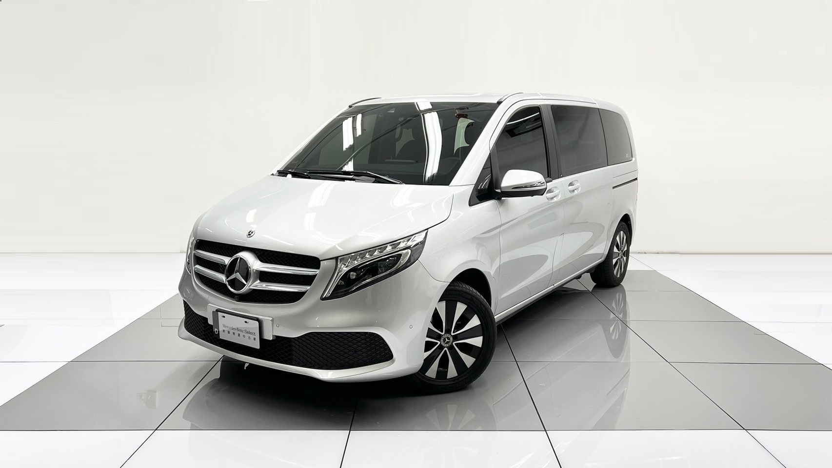 Mercedes-Benz V 220 d | Mercedes-Benz Select 原廠精選中古車