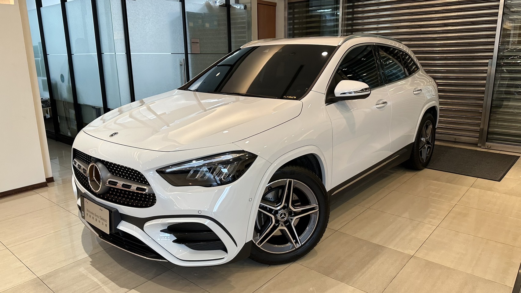 Mercedes-Benz GLA 180 | Mercedes-Benz Select 原廠精選中古車