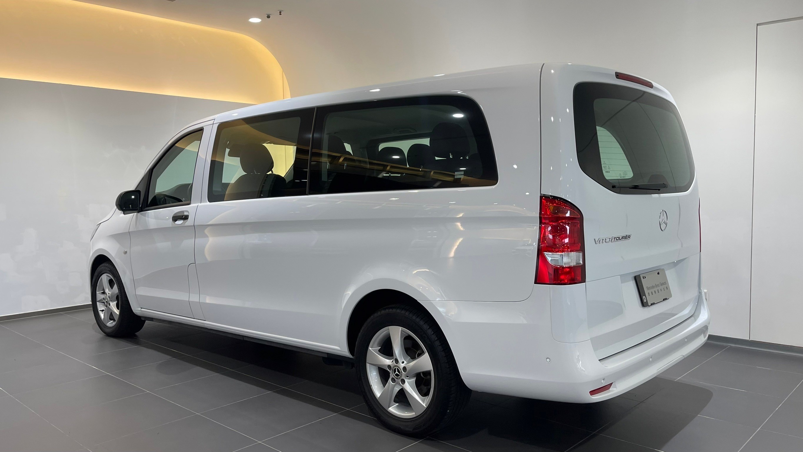 Mercedes-Benz Vito Tourer | Mercedes-Benz Select 原廠精選中古車