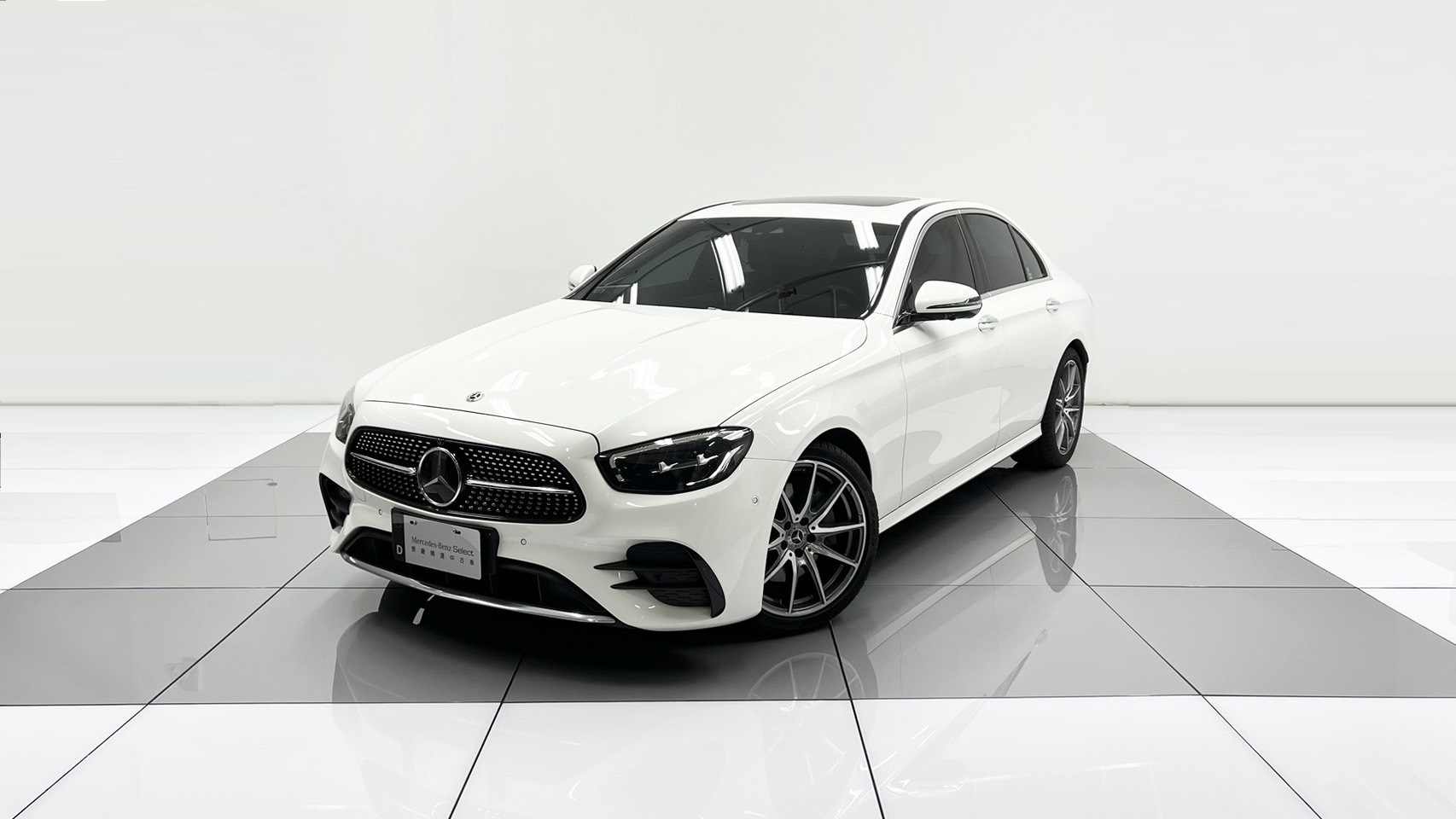 Mercedes-Benz E 300 | Mercedes-Benz Select 原廠精選中古車