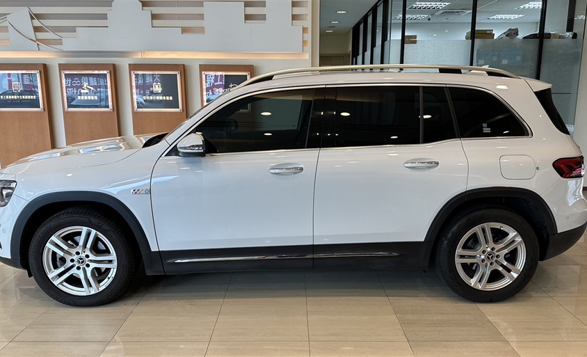 Mercedes-Benz GLB 180 | Mercedes-Benz Select 原廠精選中古車