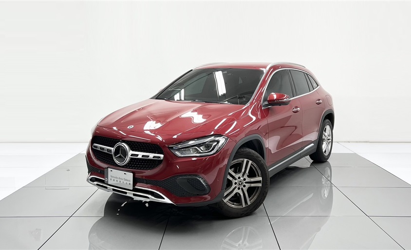 Mercedes-Benz GLA 180 | Mercedes-Benz Select 原廠精選中古車
