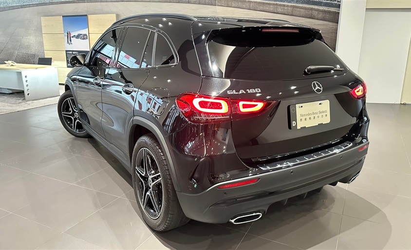 Mercedes-Benz GLA 180 | Mercedes-Benz Select 原廠精選中古車