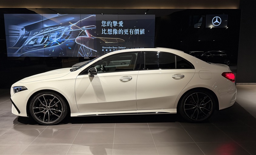 Mercedes-Benz A 180 Sedan | Mercedes-Benz Select 原廠精選中古車
